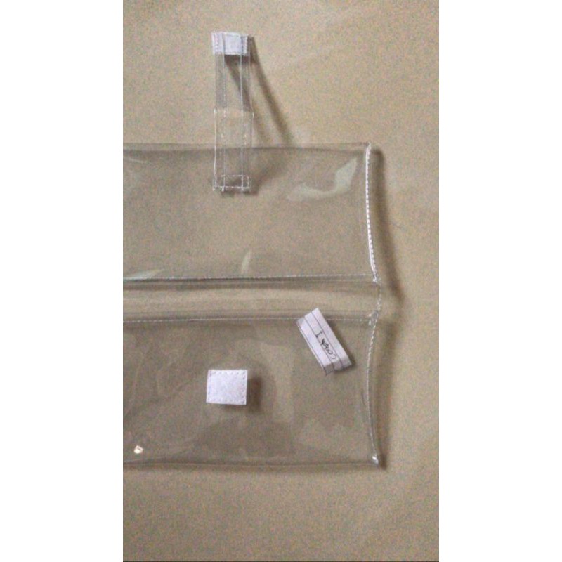 Jual custom dompet masker mika ukuran 14x14 maskes n95 | Shopee Indonesia