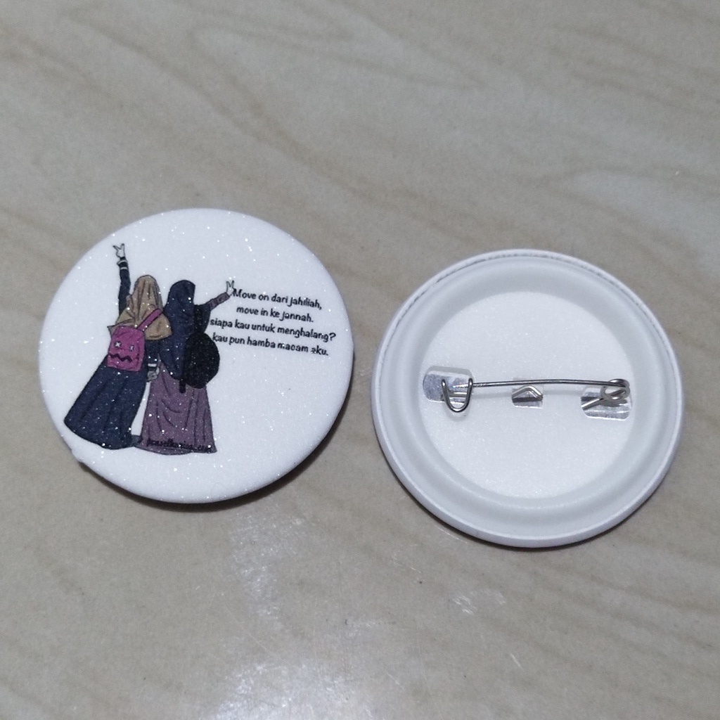Jual BROS PIN PENITIH ANIMASI ISLAMI #1 44mm | Shopee Indonesia