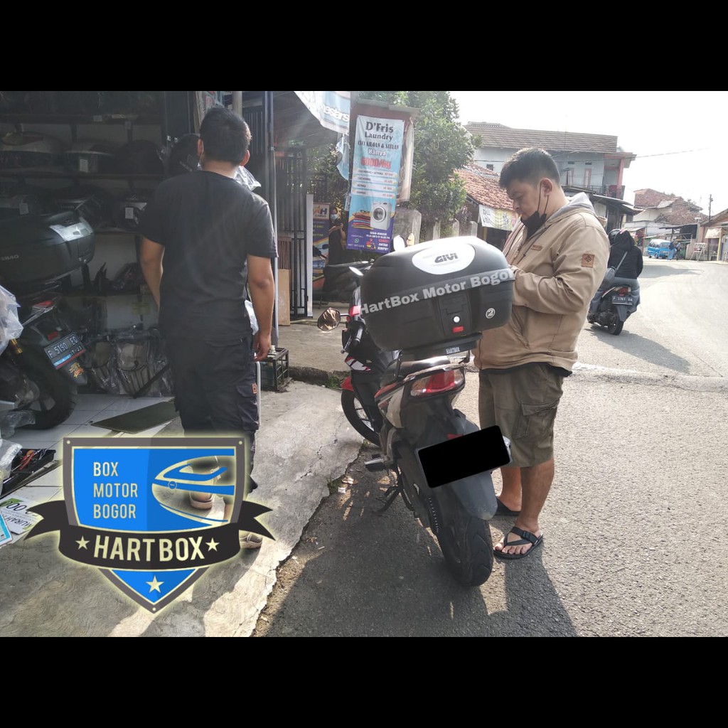 Jual Box Motor Givi E33NX | Top Box Givi E33 NX New CB Vario Nmax ...