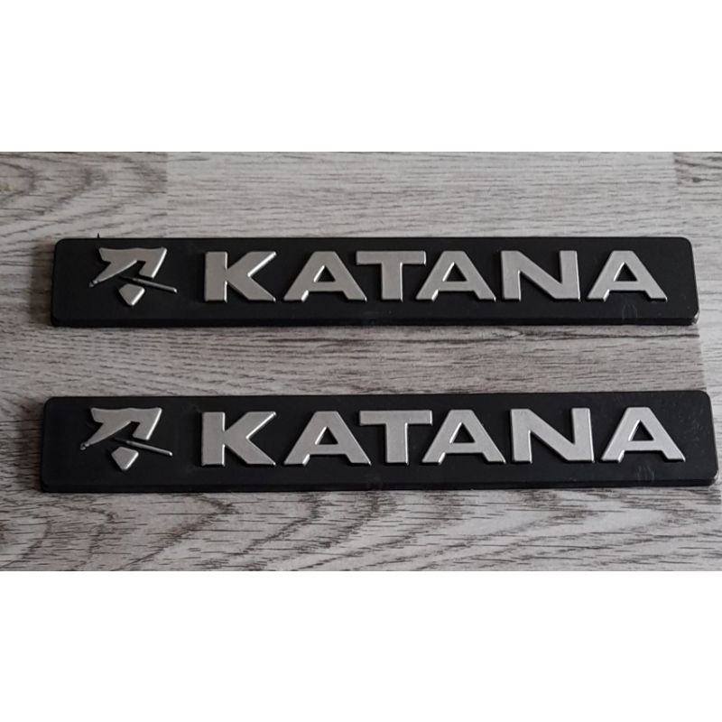 Jual Emblem logo tulisan Suzuki Katana 1set kanan kiri / emblem logo katana set | Shopee Indonesia
