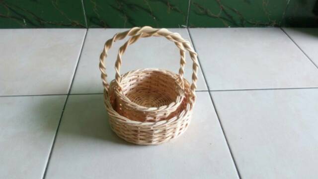 Jual Keranjang Rotan Bulat Kecil Mini Tangkai D 13cm Souvenir Kado ...