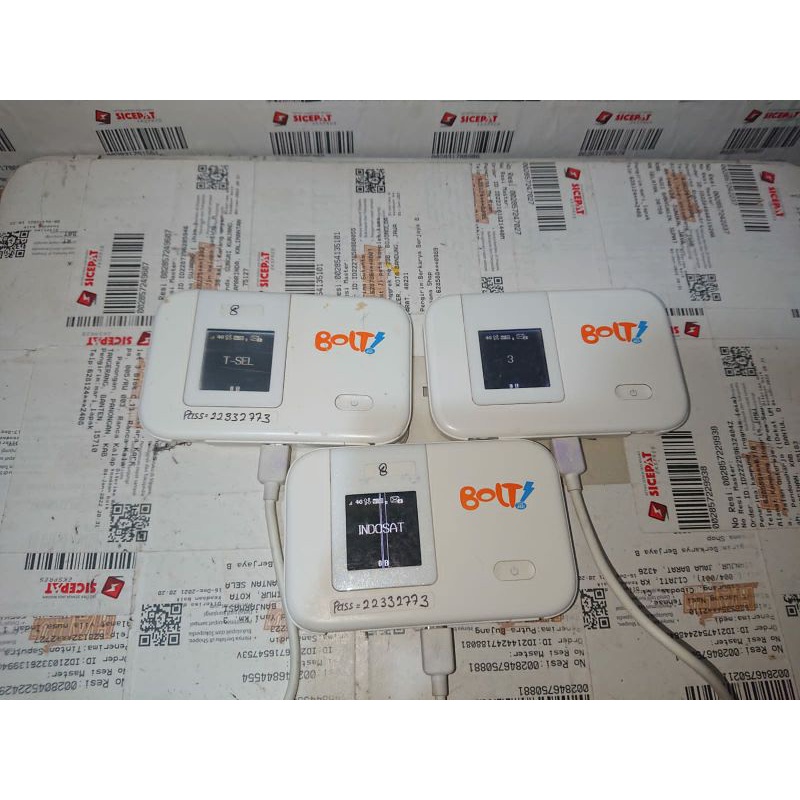 Jual Modem Wifi Bolt Slim1 E5372s Mifi Smua Kartu 4G LTE B8'900Mhz ...