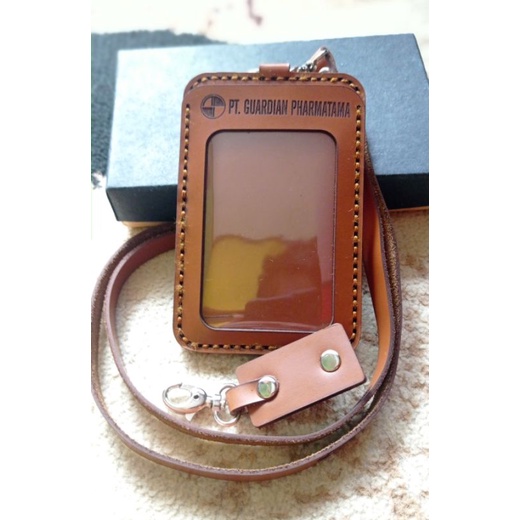 Jual ID CARD HOLDER / NAME TAG KULIT ASLI PT. GUARDIAN PHARMATAMA ...