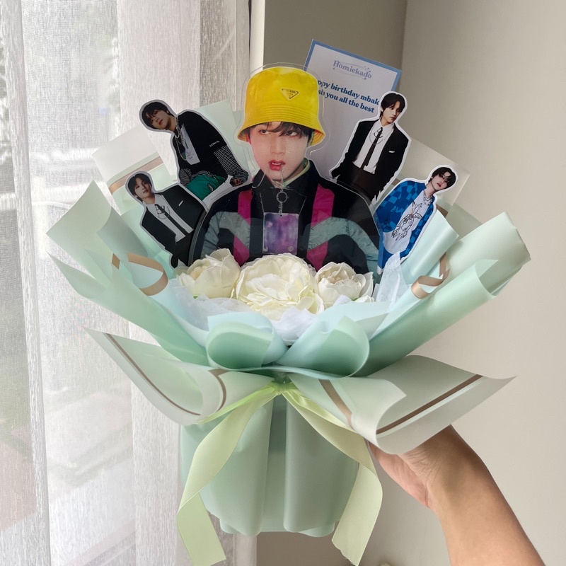 Jual HOMIEKADO Blooming akrilik bouquet anime kpop impact custom buket ...