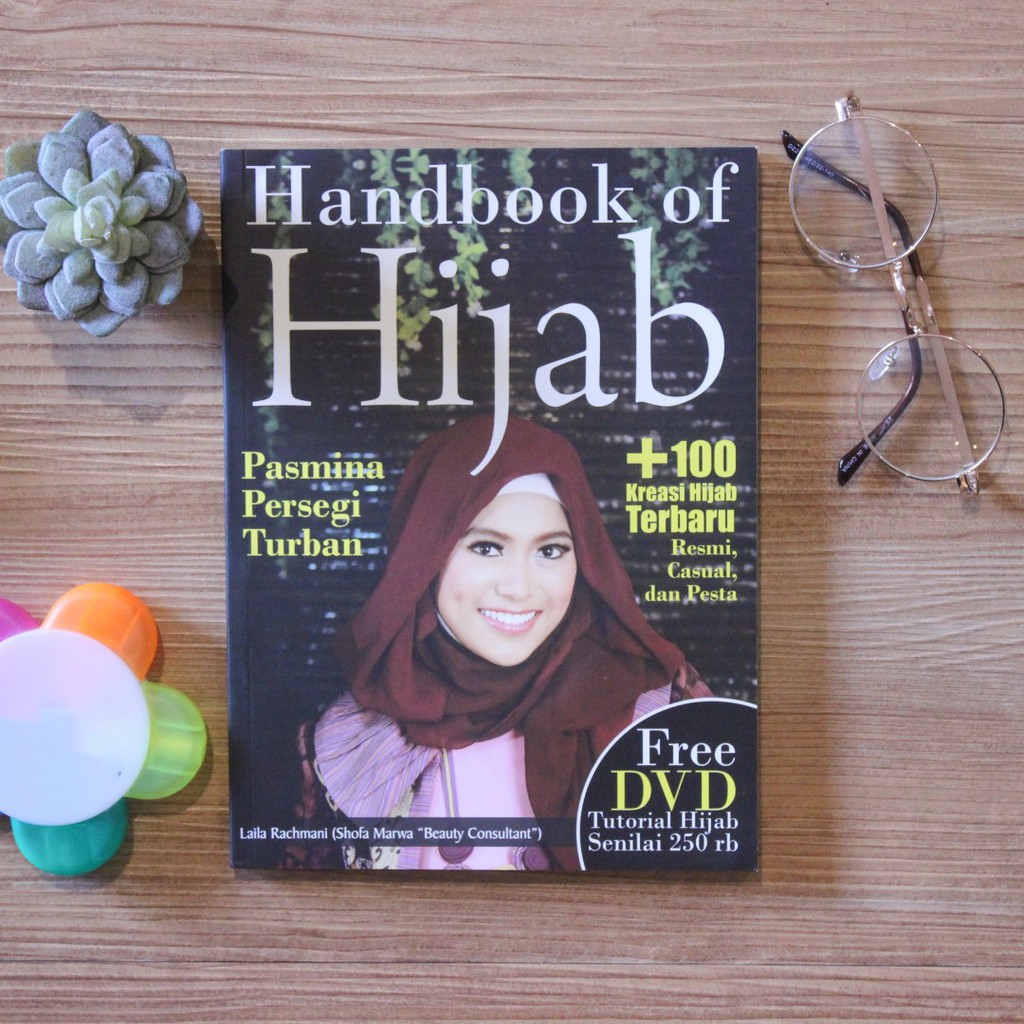 Jual BUKU HIJAB / HANDBOOK OF HIJAB | Shopee Indonesia