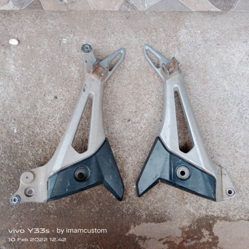 Jual foot step Supra X 125 karbu / batman double disk original copotan ...