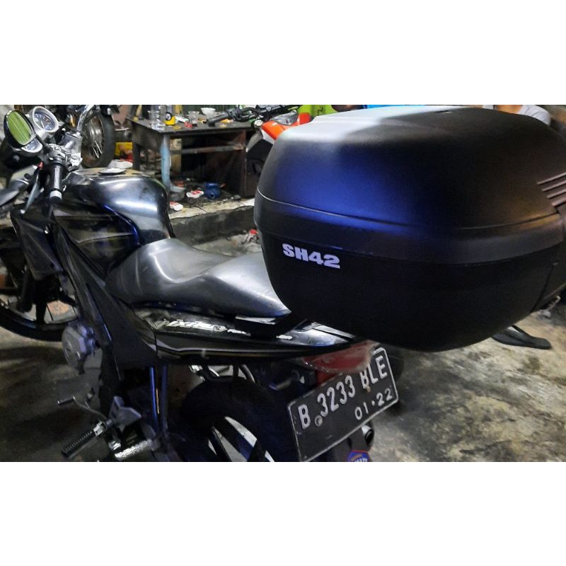 Jual BOX SHAD SH42 SH 42 ORIGINAL SHAD Top box sh 42 ori shad Top Box ...