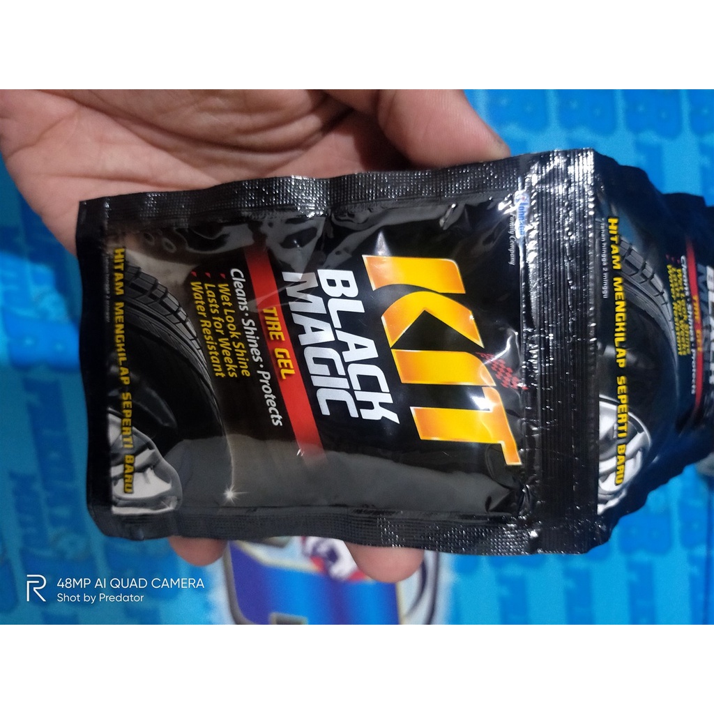 Jual SEMIR BAN LANGSUNG BERSIH HITAM KIT BLACK MAGIC TIRE GEL SACHET ...