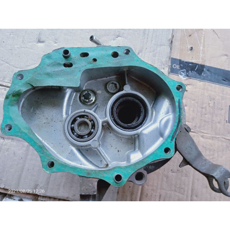 Jual rumah gigi rasio beat karbu/rumah gearbox beat karbu ori second ...