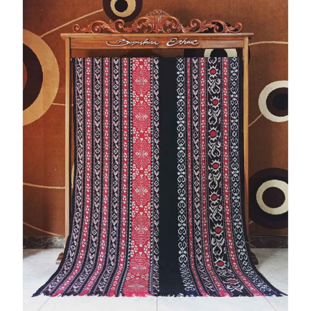 Jual Kain Tenun Ikat Blanket Etnik Rote - Tenun Ikat Tradisional ...