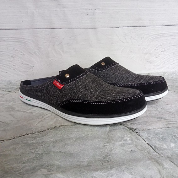 Jual Sepatu Pria Bustong Slop | Shopee Indonesia