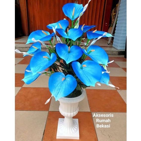Jual Buket bunga anthurium Lilly Aron panda dengan vas piala plastik ...
