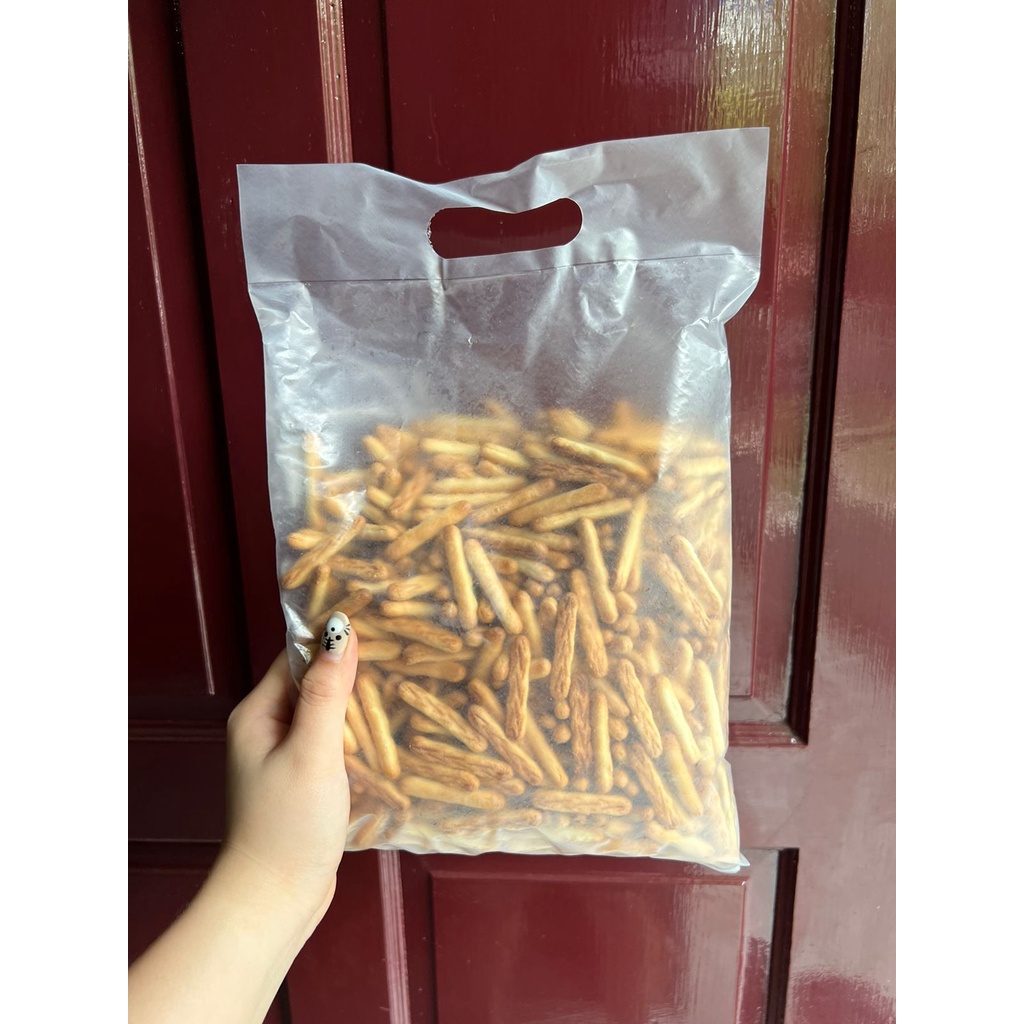 Jual BISKUIT STICK DURIAN 400 GRAM KUE DURIAN BISKUIT DURIAN STIK ...