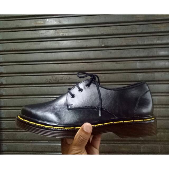 Jual Docmart pendek | Shopee Indonesia
