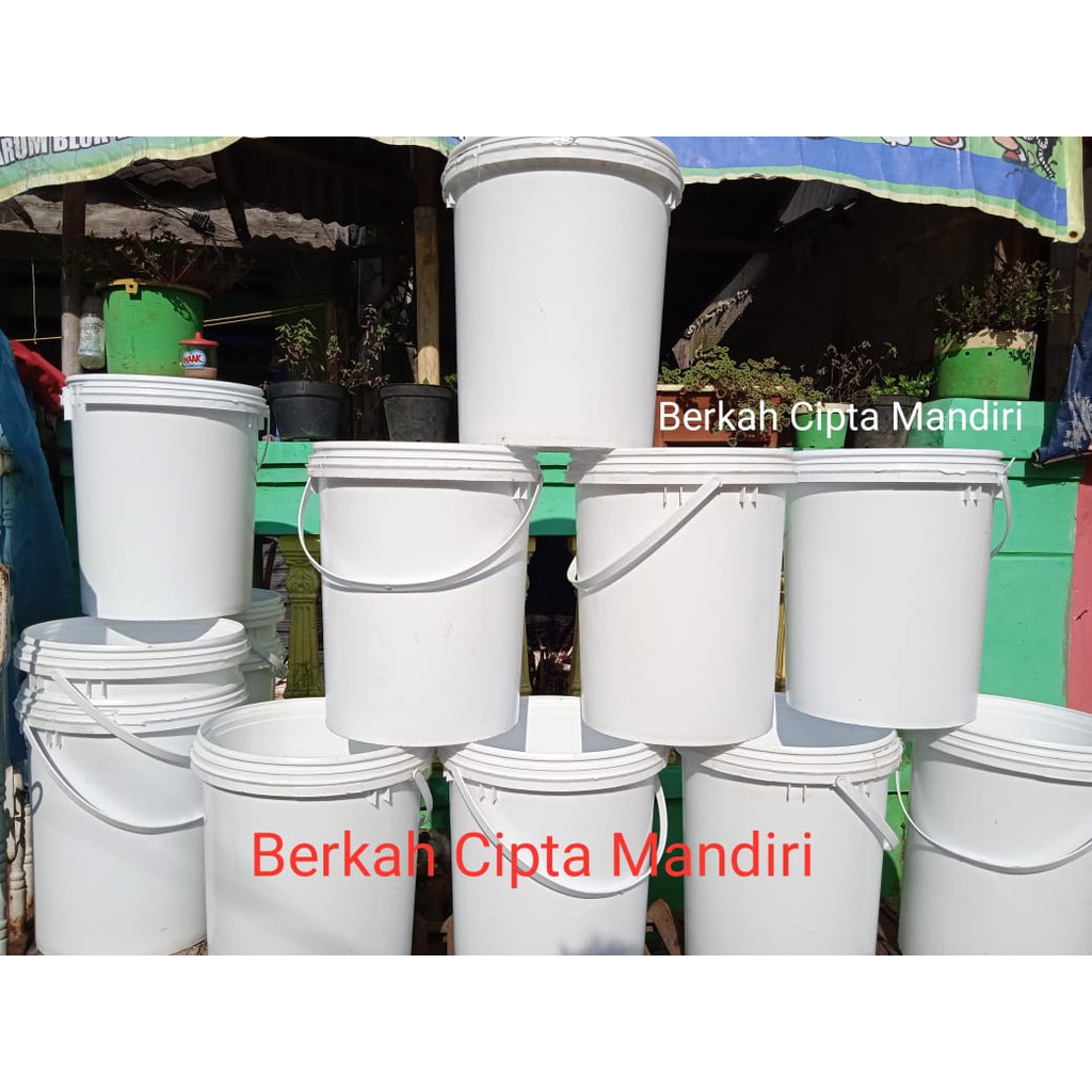 Jual Ember 25kg ember putih polos 25kg ember bekas cat 25kg komplit ...