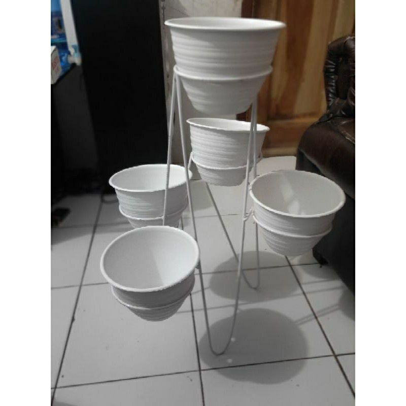 Jual standing pot besi menara/standing pot 5 lubang | Shopee Indonesia