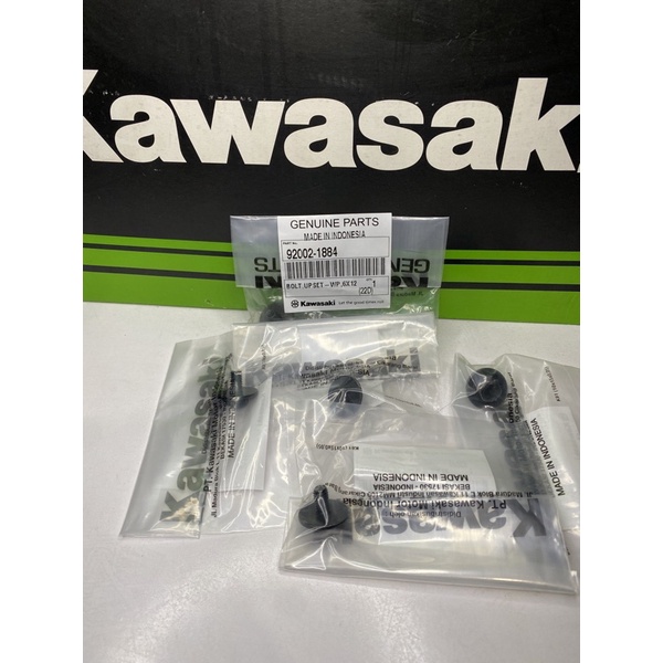 Jual baut body ninja r dan ss Original kawasaki murah | Shopee Indonesia