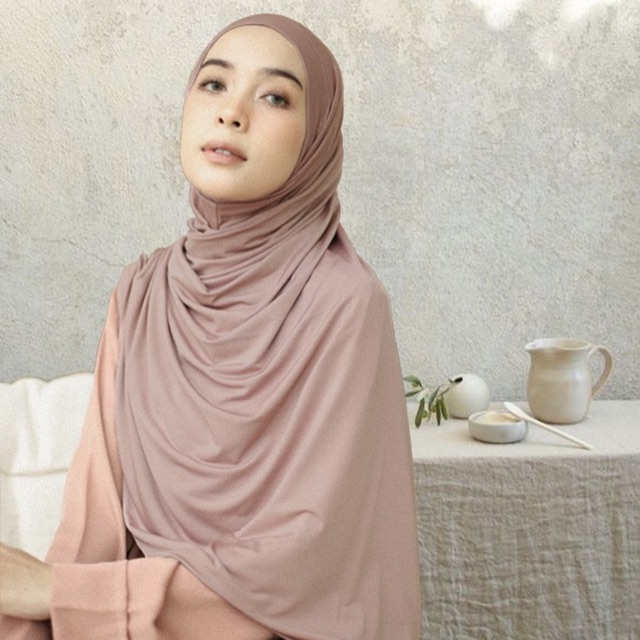 Jual Amira Hijab @hameeda.official | Shopee Indonesia