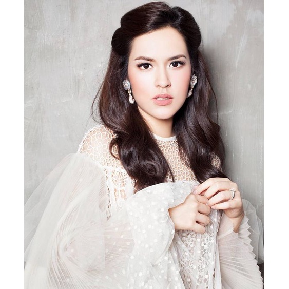 Jual POSTER DINDING RAISA (BISA CUSTOM GAMBAR) | Shopee Indonesia