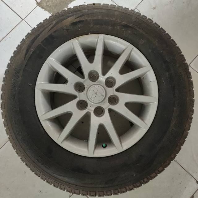 Jual Velg+ban Pajero exceed R17 OEM | Shopee Indonesia