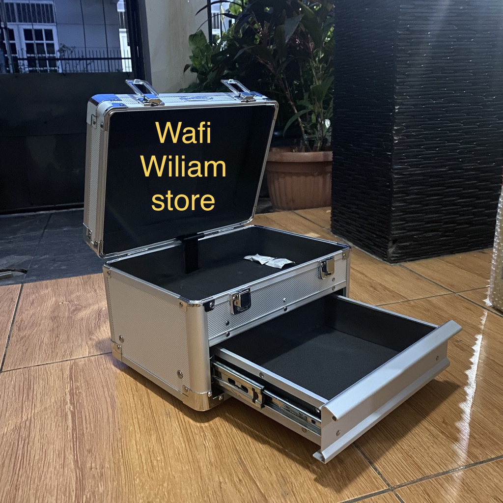 Jual Krisbow Tool Box Kotak Alat Perkakas Toolbox Besi 30 cm Dengan ...