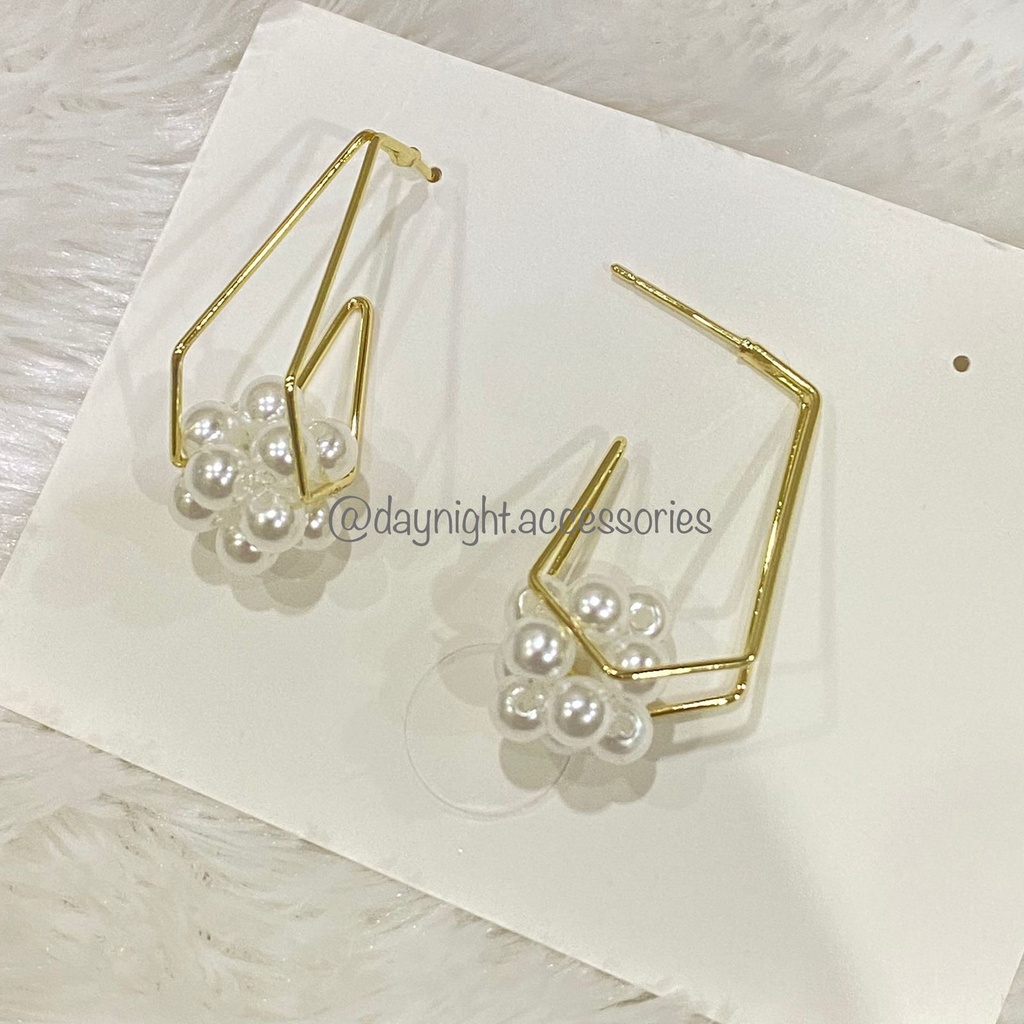 Jual DAY & NIGHT | MAGNITUDE Stud Earrings | Anting Wanita Fashion ...