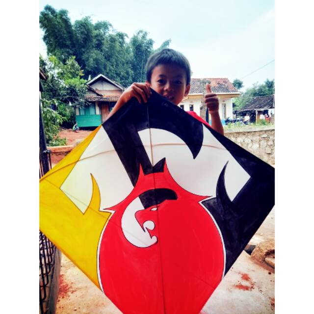 Jual Layangan Gibrig asli Garut/layangan bercorak ukuran 90/95 isi 5 ...