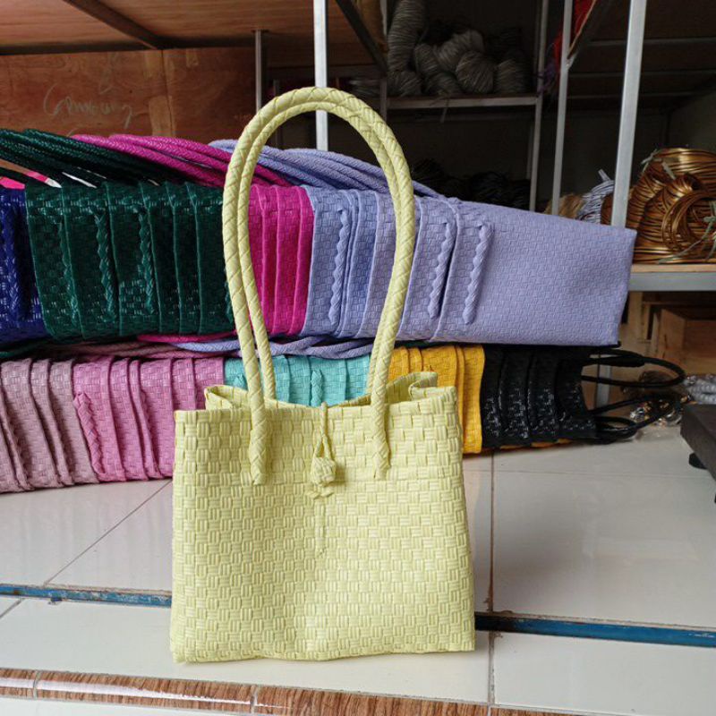 Jual tas anyam size M/tas anyam/tas anyaman | Shopee Indonesia