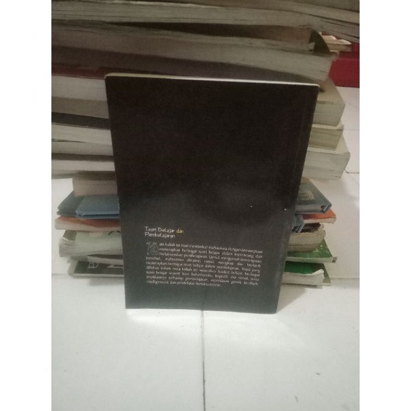 Jual BUKU ASLI TEORI BELAJAR DAN PEMBELAJARAN EDISI 1 | Shopee Indonesia
