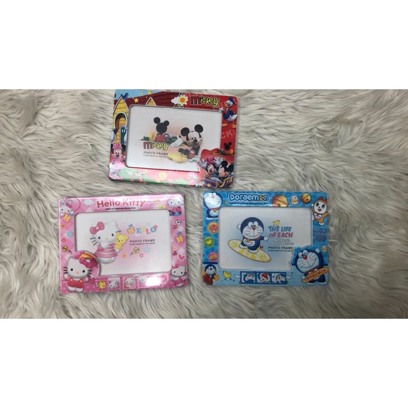 Jual frame foto hello Kitty Doraemon | Shopee Indonesia