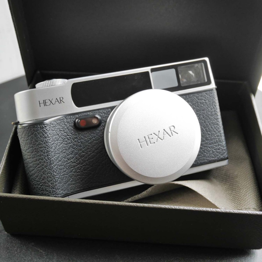 Jual KONICA HEXAR AF 35mm f2 Silver Date Back Analog 35mm Range Finder ...