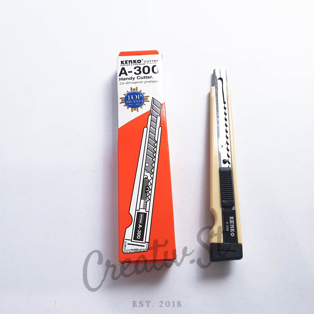 Jual KENKO Cutter Sedang A-300 Alat Potong | Shopee Indonesia