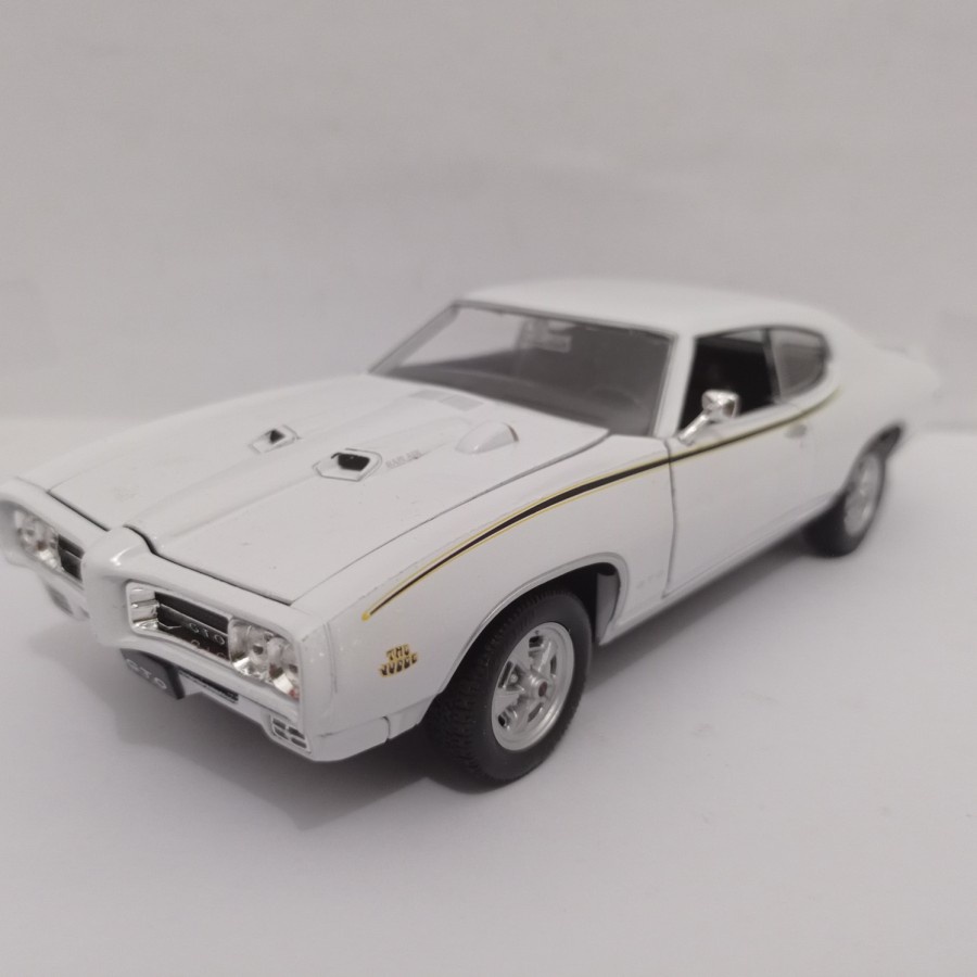 Jual Diecast Pontiac GTO 1969 sport Welly 1:24 mobil mainan koleksi ...