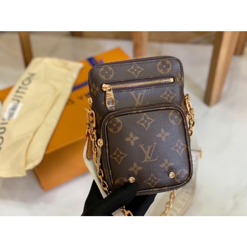 Jual LV Utility Phone Sleeve monogram 2021 bag (Pls baca deskripsi ...