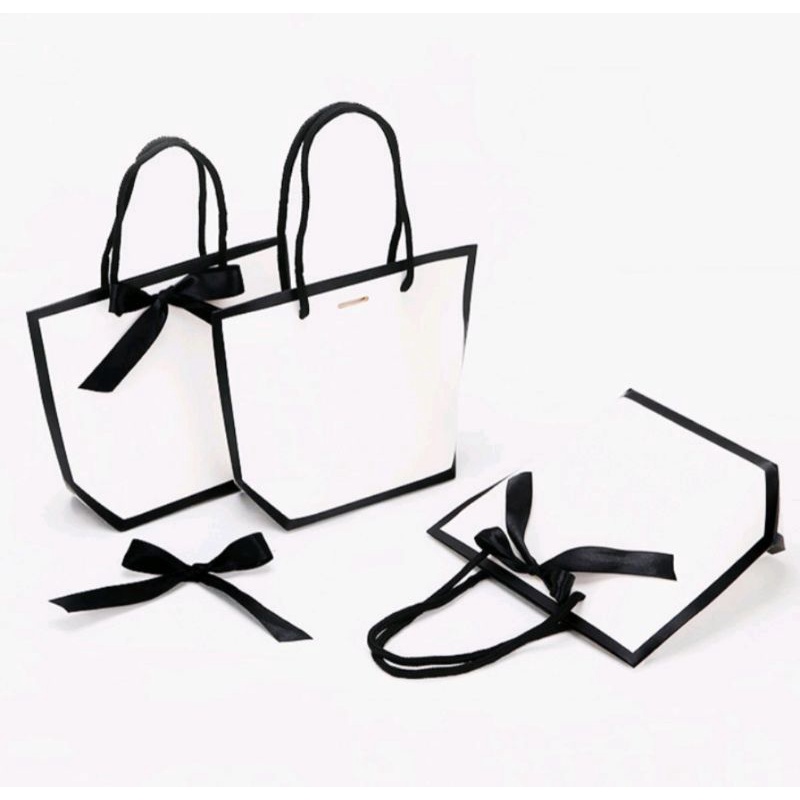 Jual PAPERBAG HITAM PUTIH (PITA)/ TAS HAMPERS GOODIEBAG FANCY/TAS GIFT ...