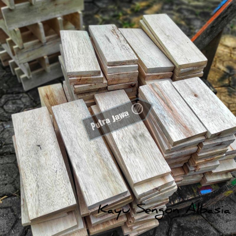 Jual Kayu Sengon Laut Sudah Halus Ukuran Tebal 2cm Lebar 8 cm Panjang ...