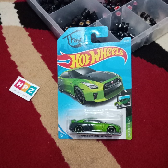 Jual Hotwheels 17 Nissan Skyline GT-R R35 Guaczilla SWLY27 | Shopee ...
