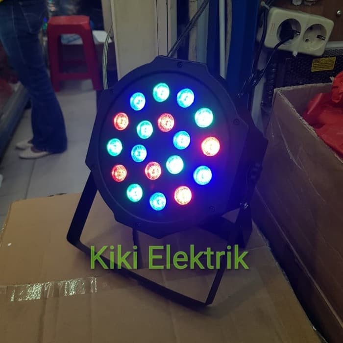 Jual Lampu Par LED 18 Mata ( RGBW ) / Lampu Panggung / Lampu Sorot ...