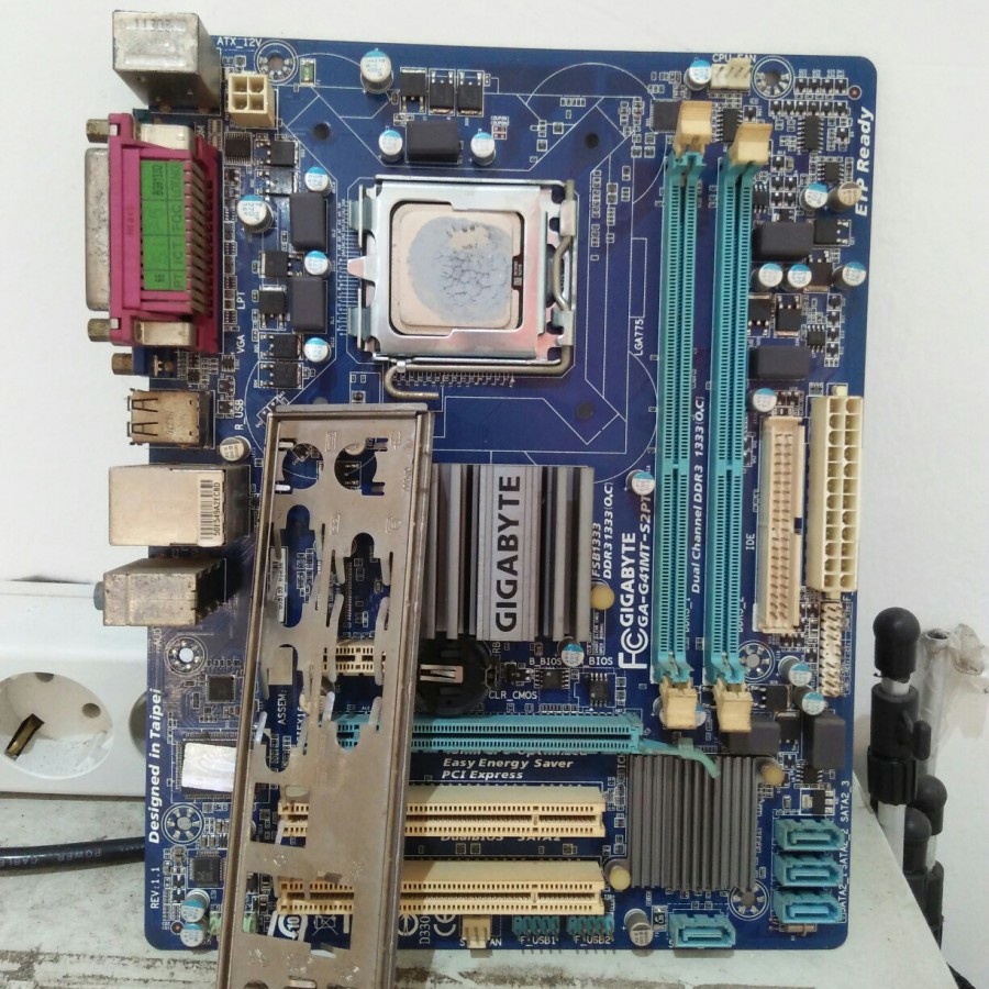 Jual paket motherboard G41 Gigabyte GA-G41MT-S2PT LGA 775 DDR3 Dual ...