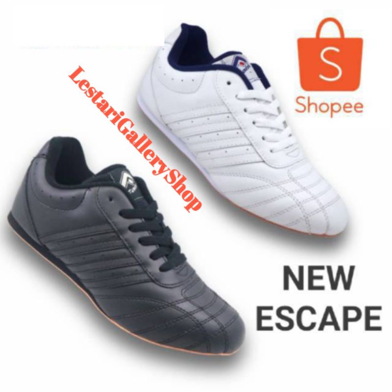 Jual Sepatu Sekolah Fans New Escape (36~42) Free Kaus Kaki | Shopee ...