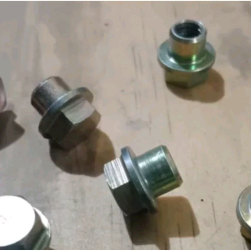 Jual Mur Baud Baut Wiper Corolla DX Ke70 Kijang Super Kijang Grand 2pcs ...