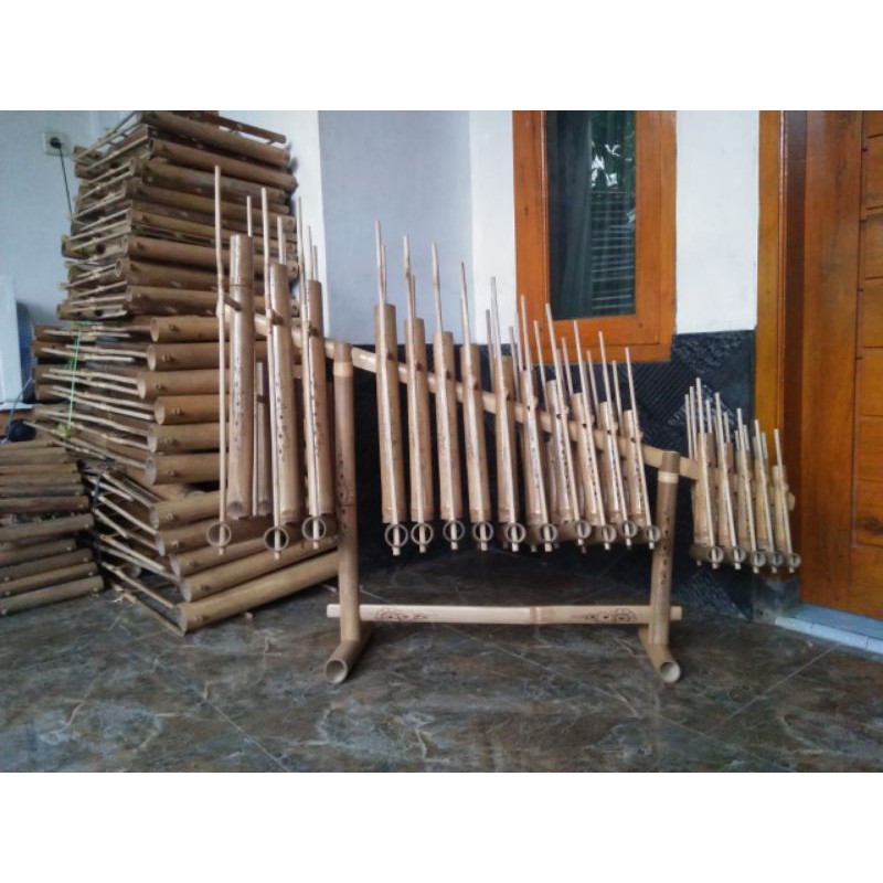 Jual Angklung 18 nada ( 2 1/2 oktaf ) bambu putih, nada ( G - c ...