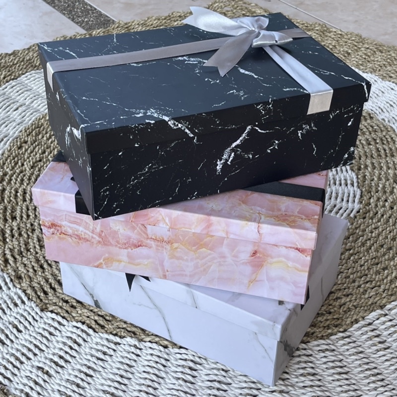 Jual KOTAK KADO / GIFT BOX / BOX KADO MARBLE (Gift Box Aesthetic Ukuran ...