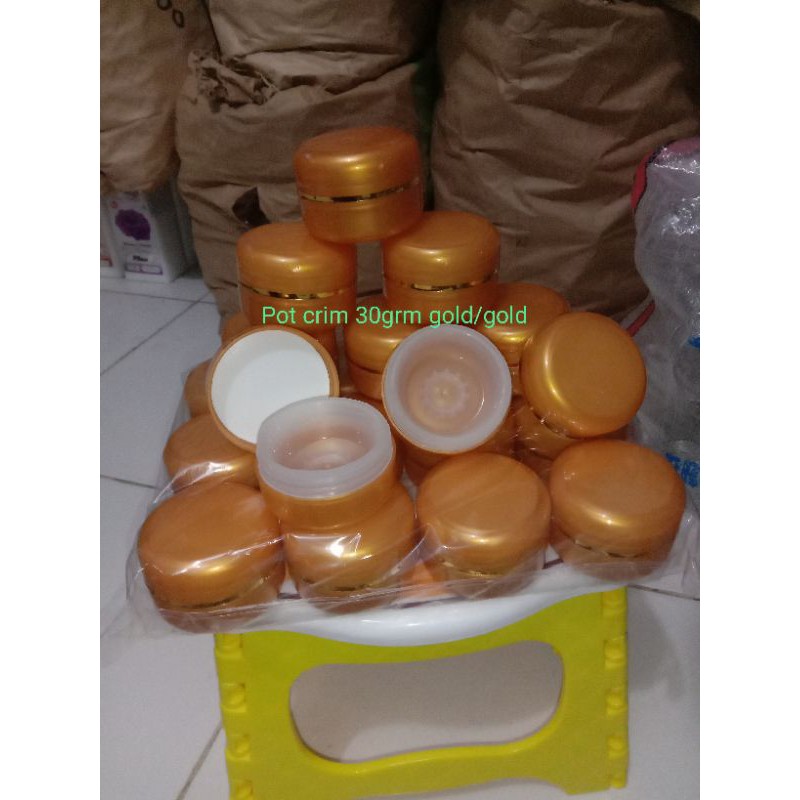 Jual Botol crim 30 grm gold gold Lis gold | Shopee Indonesia