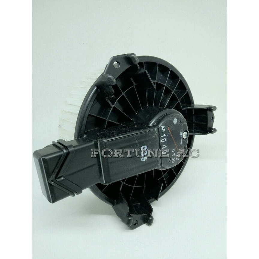 Jual Motor Blower AC Toyota Innova Lama Hiace Honda Freed Asli Denso ...