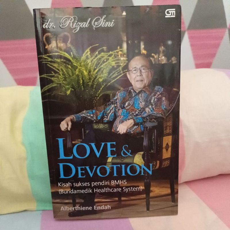 Jual Biografi Orang Sukses: Dato' Sri Prof. Dr. Tahir, dr. Rizal Sini, dan Ken Dean Lawadinata ...