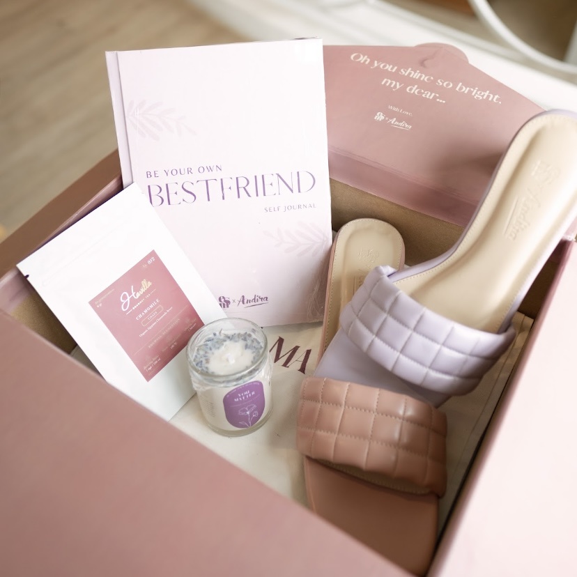 Jual ESM x Andira SELF LOVE KIT | Shopee Indonesia