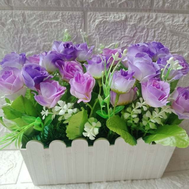 Jual Artificial bunga meja cantik + pot pagar panjang | Shopee Indonesia
