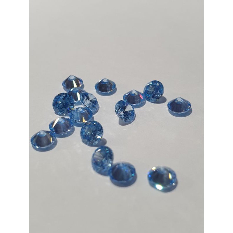 Jual Batu Permata Sirkon 5.00 mm Cubic Zirconia AAA Biru Muda ...