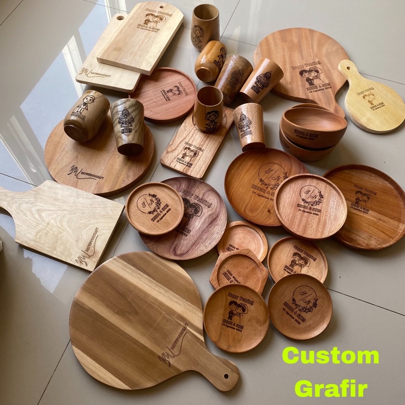 Jual custom grafir cutting laser logo nama gravir kayu akrilik engravir ...